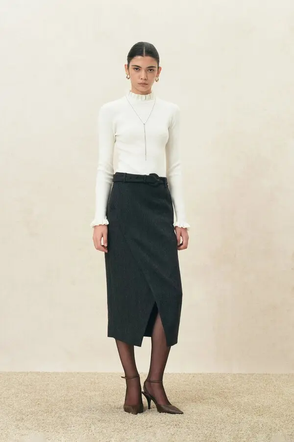 Fabrique Wool Blend Fitted Turtleneck With Ruffle Trim - White