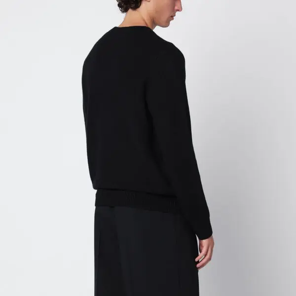 Soft Goat Cashmere Crew-neck Sweater