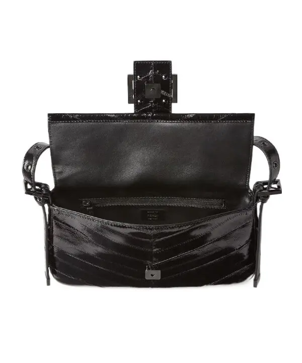 Fendi Baguette 26424 Inlaid Hagfish Leather Bag - Black