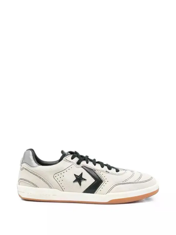 CONVERSE Star Chevron Sneakers - Neutrals