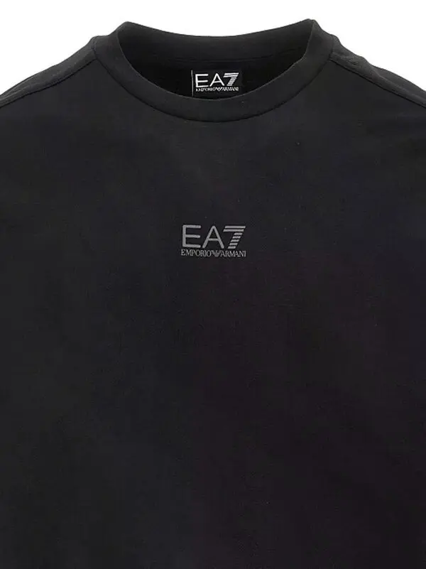 EA7 Logo-print Short-sleeve T-shirt - Black