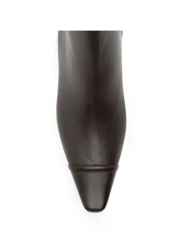 Manolo Blahnik Vivecal Visconti Leather Ankle Boots
