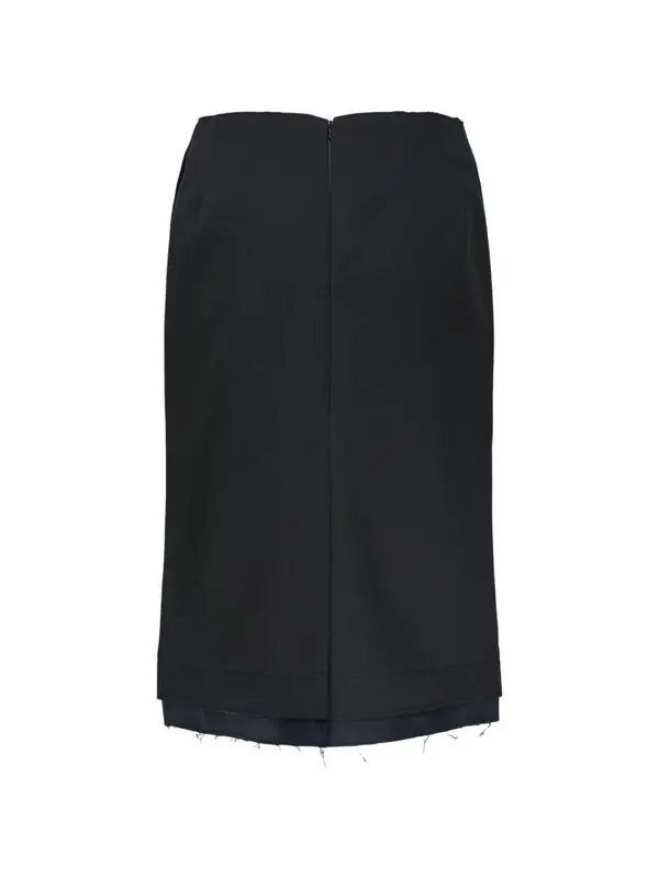 RE CODE Logo-patch Raw-edge Skirt