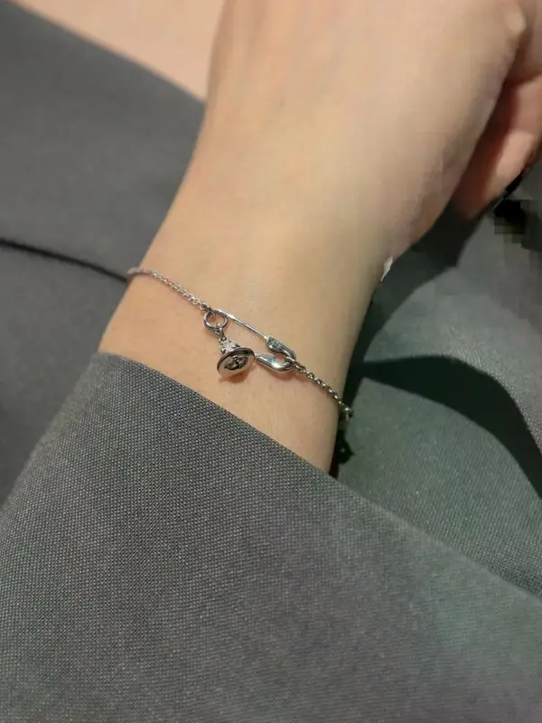 VIVIENNE WESTWOOD Orb-pendant Bracelet