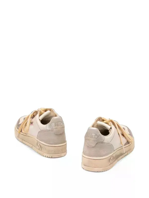 AUTRY Super Vintage Lace-up Sneakers