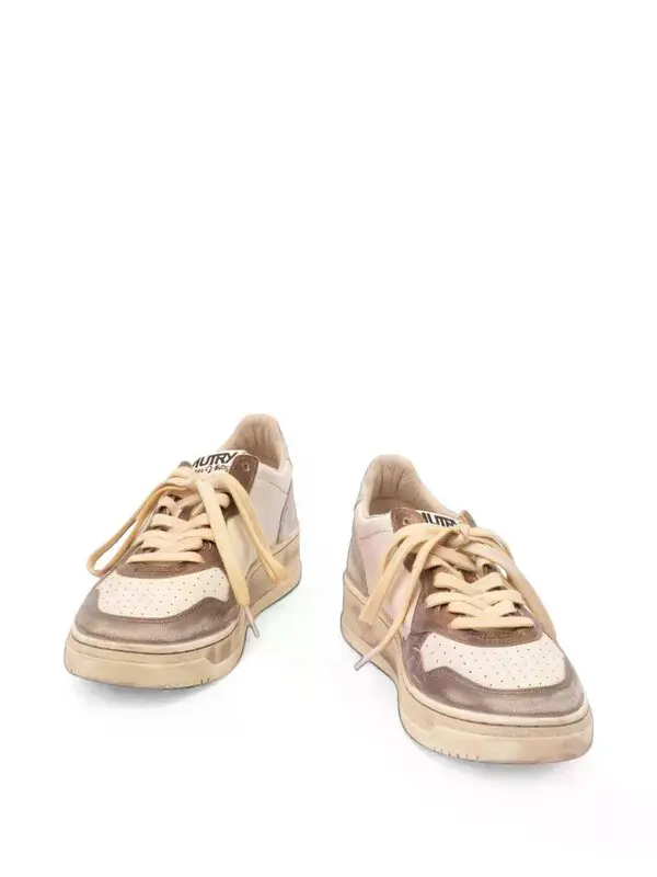 AUTRY Super Vintage Lace-up Sneakers