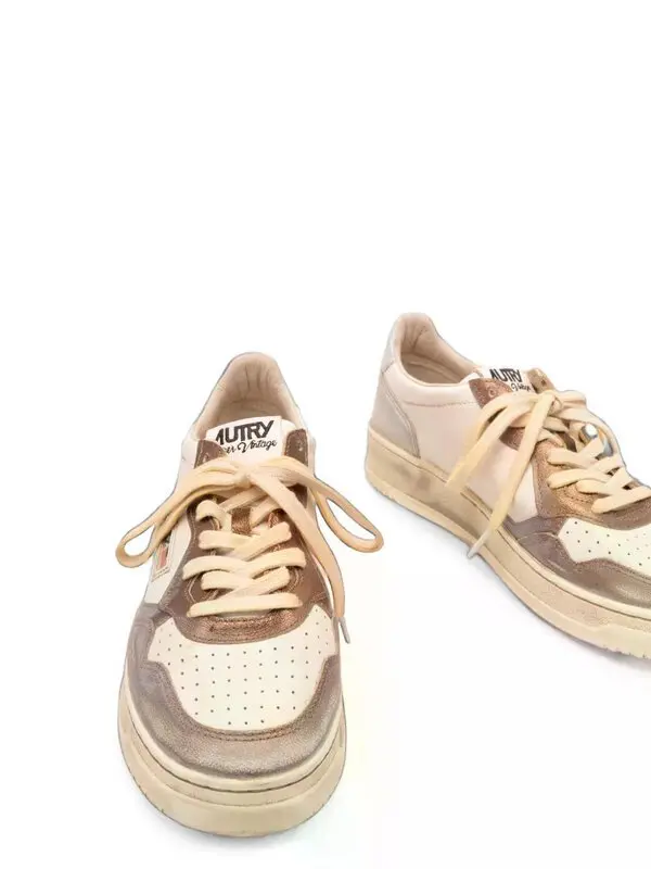 AUTRY Super Vintage Lace-up Sneakers
