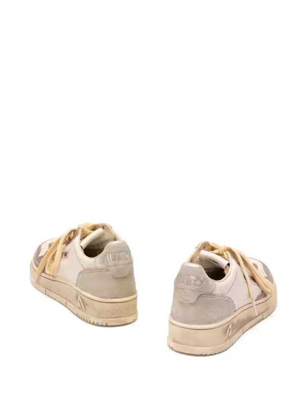 AUTRY Super Vintage Lace-up Sneakers - Neutrals