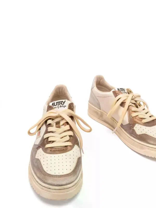 AUTRY Super Vintage Lace-up Sneakers - Neutrals