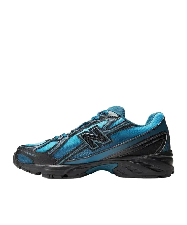 NEW BALANCE 740 Color-block Lace-up Sneakers