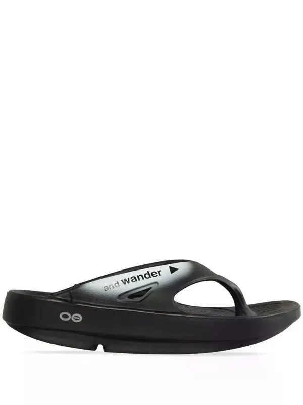 AND WANDER X Oofos Recovery Sandals - Black