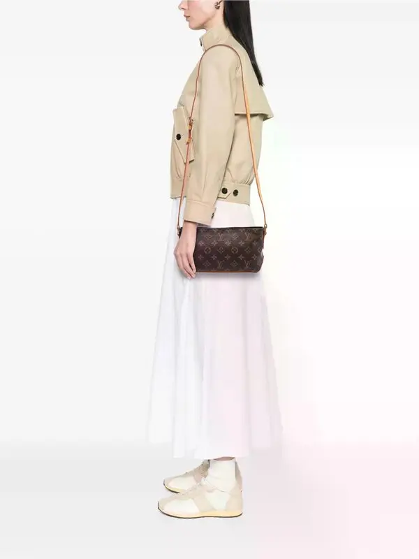LOUIS VUITTON 2003 Monogram Trotteur Crossbody Bag