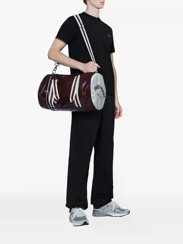 Fred Perry Logo Print Barrel Bag - Red
