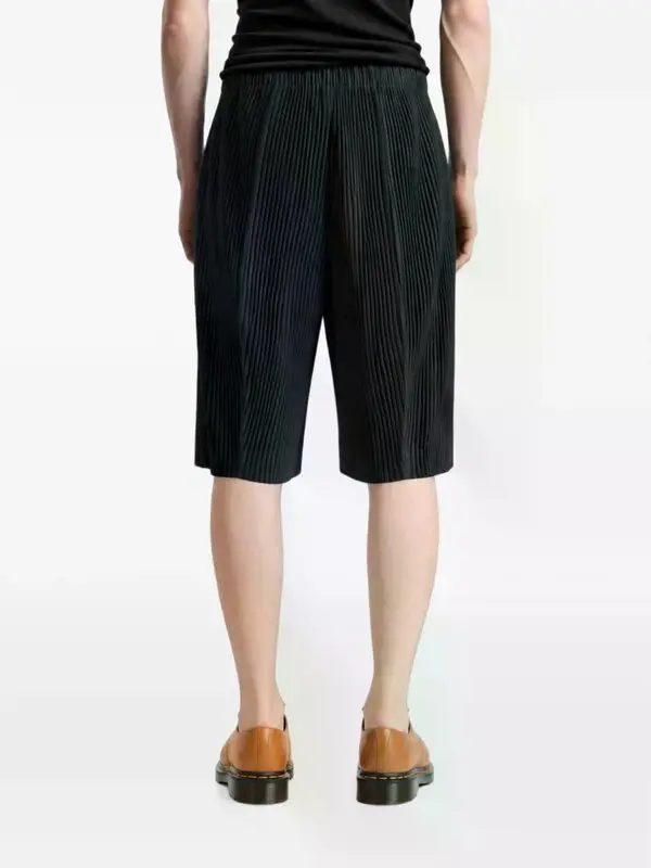 Issey Miyake Monthly August Pleated Shorts - Grey