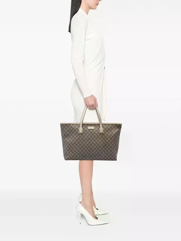 Gucci 2016-2026 Large Gg Supreme Tote Bag