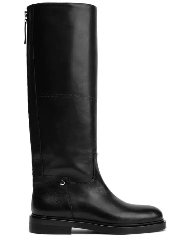 POEVE Calfskin Leather Ankle Boots With Side Zip Closure