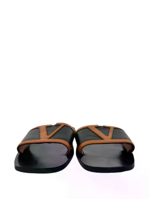Valentino Garavani Viva Superstar Vlogo Sandals