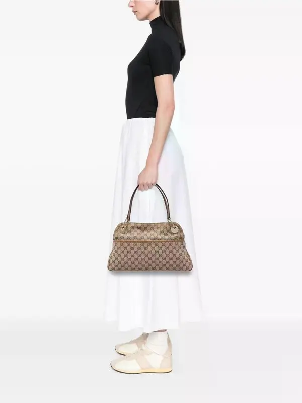 Gucci 2016-2026 Gg Canvas Eclipse Shoulder Bag