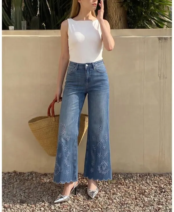 BAYEAS Vine Embroidered Mid Rise Flare Wavy Hem Denim Jeans In Nebula