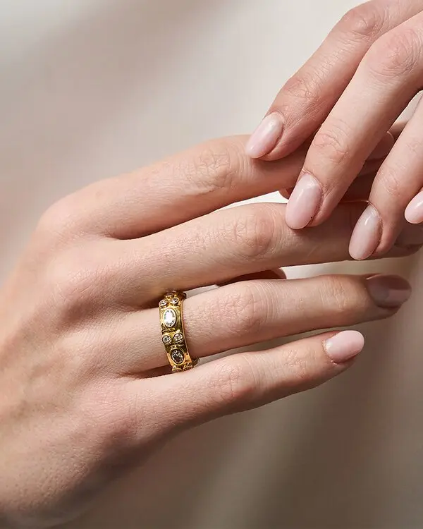 CAPUCINE DE WULF Maharani Cubic Zirconia Band Ring