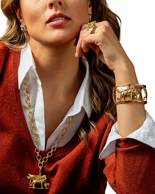 CAPUCINE DE WULF Lionheart Cocktail Ring