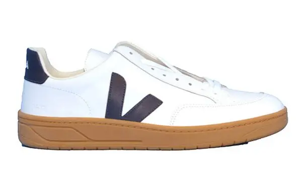 VEJA V-12 Leather 'white Nautico Gum Sole