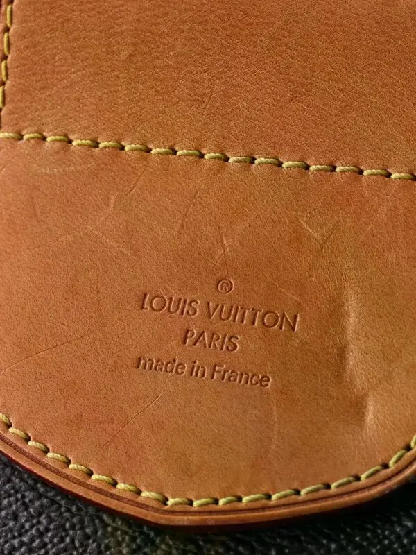 LOUIS VUITTON Monogram Canvas Gm Shoulder Bag - Brown