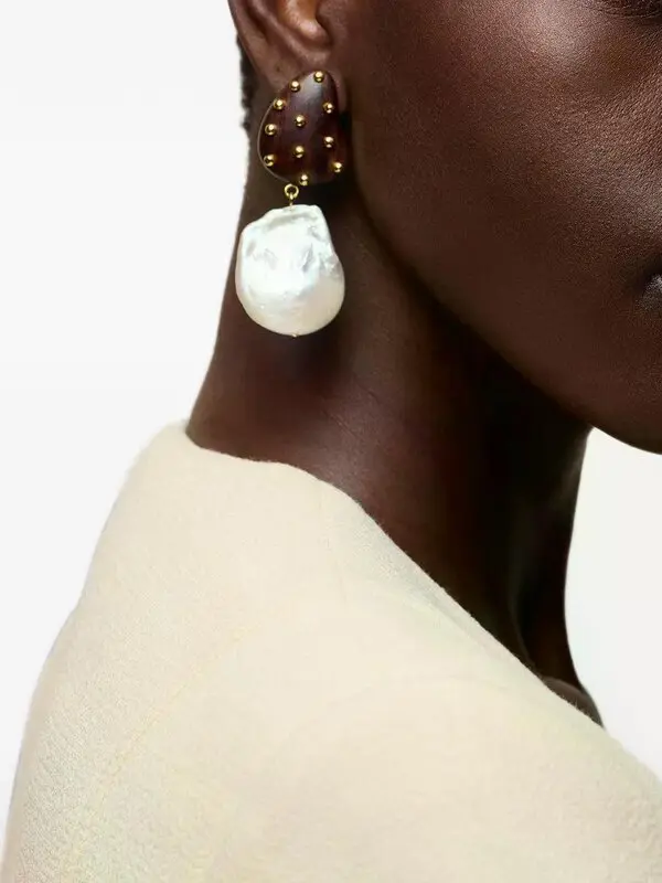 LIZZIE FORTUNATO Orbit Pearl Earrings