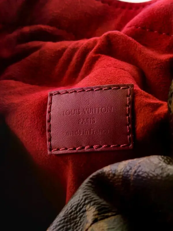 LOUIS VUITTON Noe Pouch Monogram Canvas Clutch Bag
