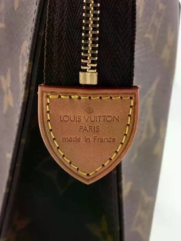 LOUIS VUITTON Toiletry Pouch Monogram Canvas 26 - Brown