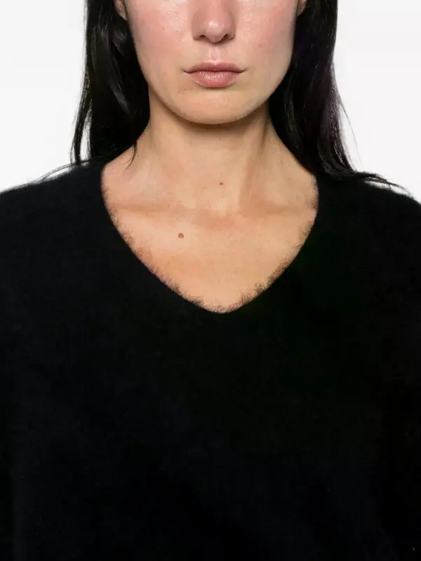 IVORY PARIS Dolly V-neck Sweater