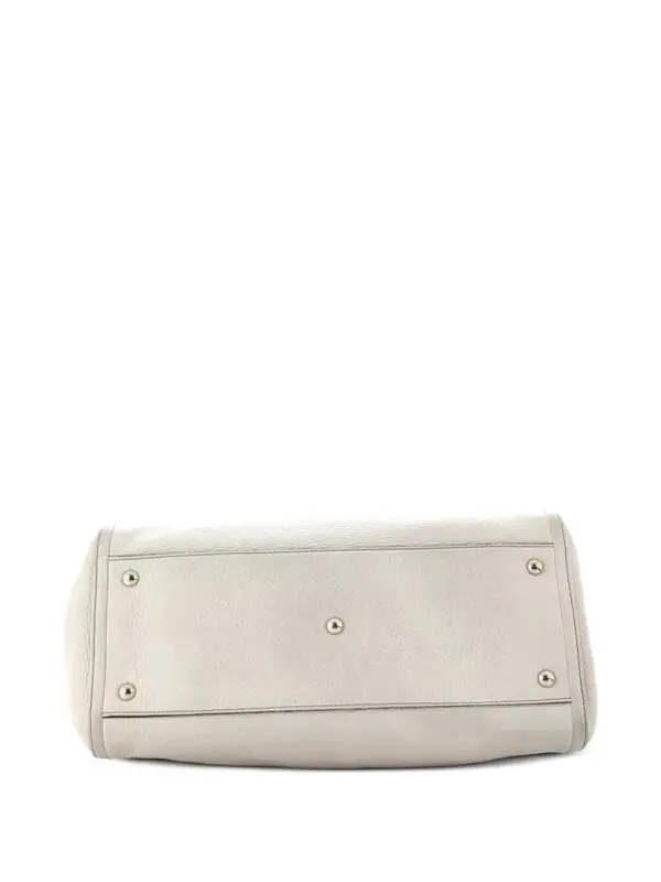 Gucci Soho Leather Shoulder Bag - White