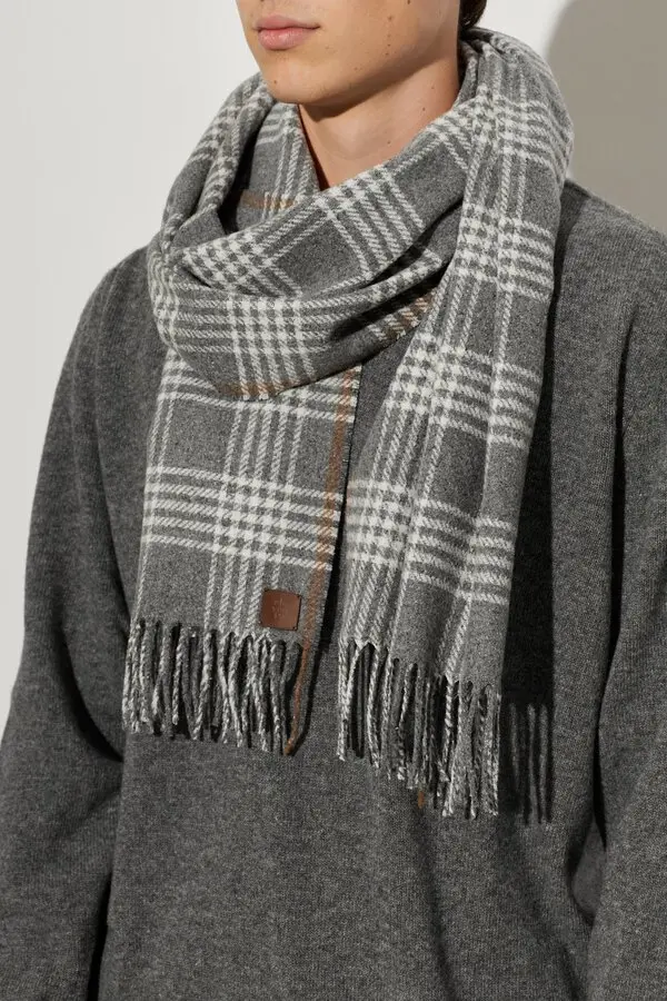 Eleventy Scarf With Fringes