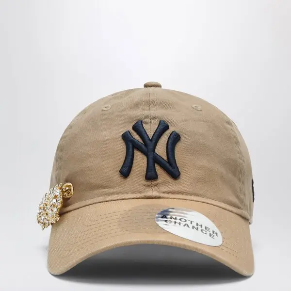 ANOTHER CHANCE Cotton Cap With Embellished Pin - Beige