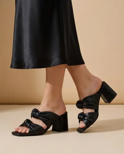 CLARA BARCELO Twist & Shout Mule