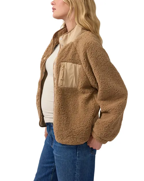 Ingrid & Isabel® Relaxed Raglan Sleeve Maternity Jacket