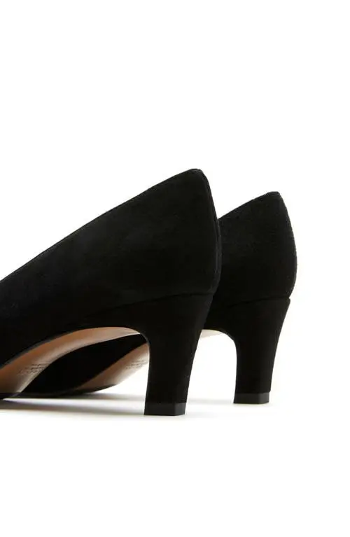 La Canadienne Beckham City Dry™ Waterproof Pump - Black Suede