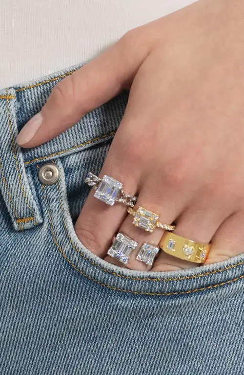 MINDI MOND Diamond Ring