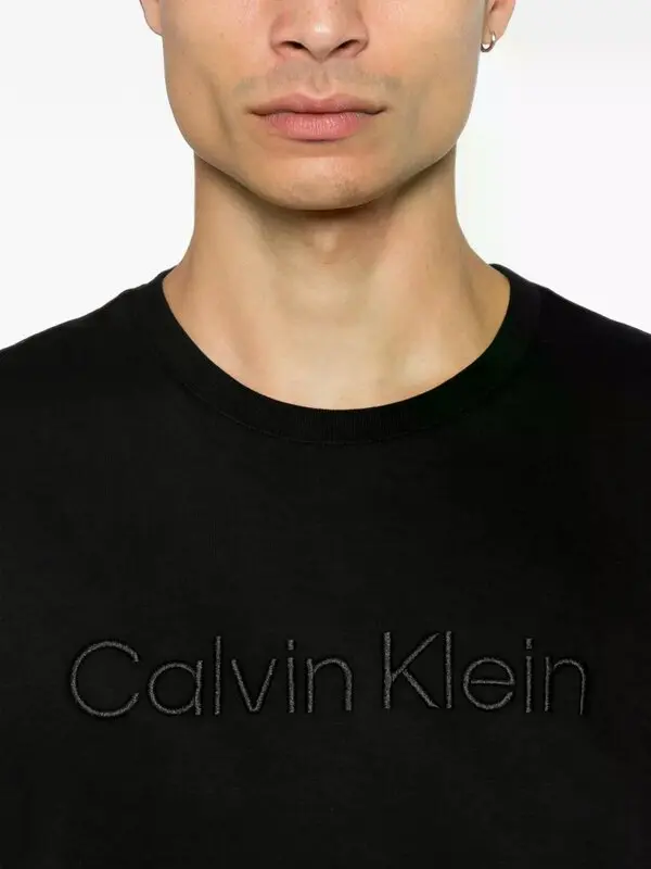 Calvin Klein Logo-embroidered T-shirt