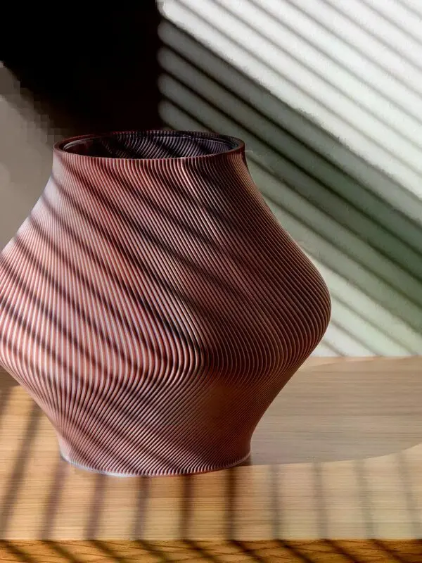 SHEYN Bloz 20 Sculptural Vase