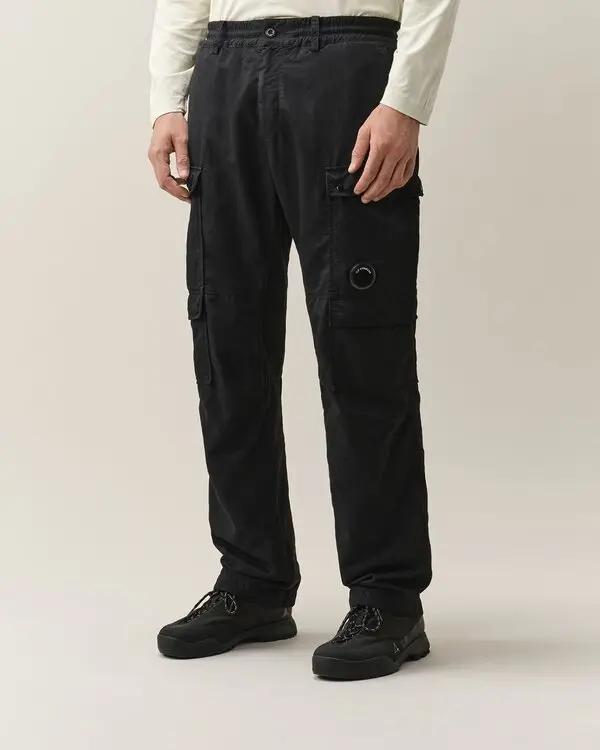 C.P. COMPANY T-cut Flat-front Cargo Pants - Black