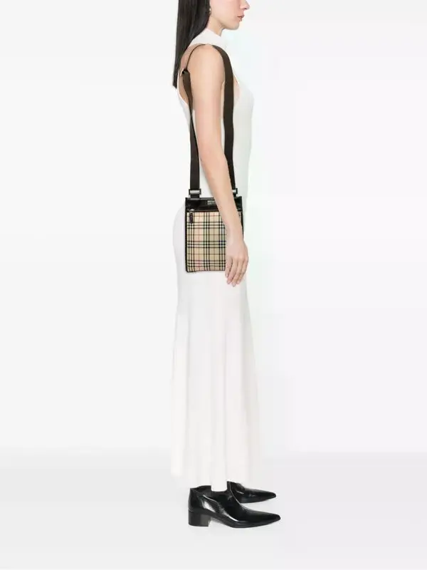 Burberry 2000-2017 House Check Canvas Crossbody Bag - Neutrals