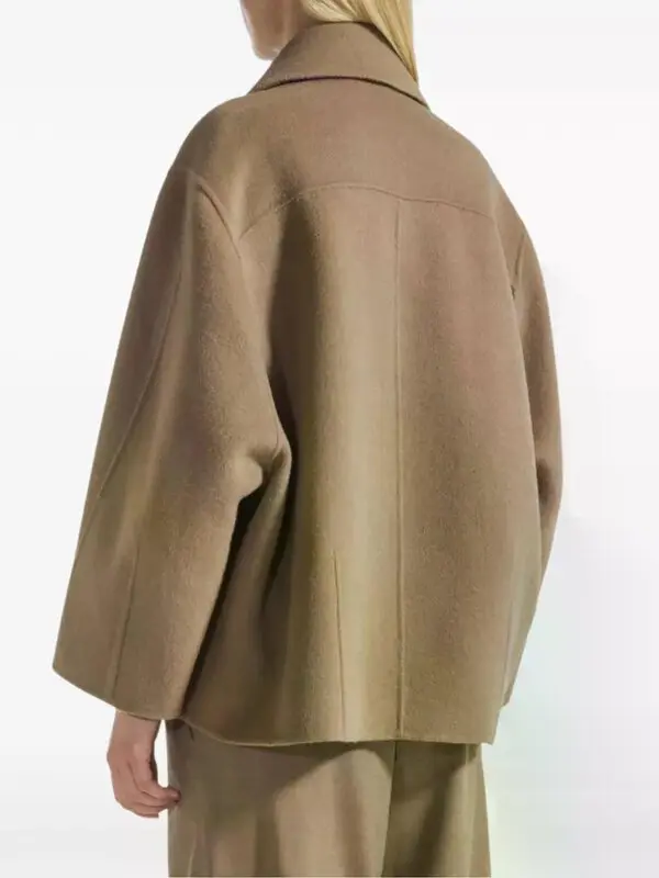 Seventy Button-fastening Spread-collar Coat