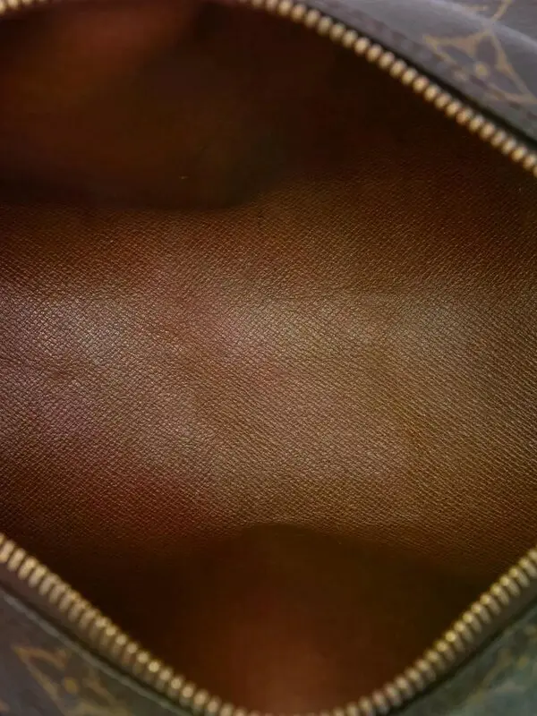 LOUIS VUITTON 1990 Monogram Papillon 26 Handbag