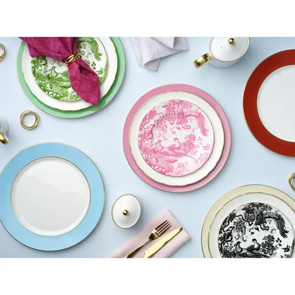ROYAL CROWN DERBY Aves Bone China Accent Plate