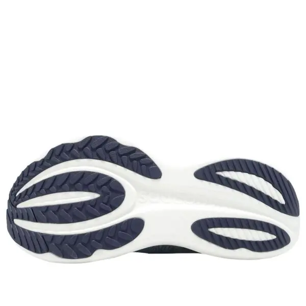 Saucony Triumph 24 Wide Running Shoes