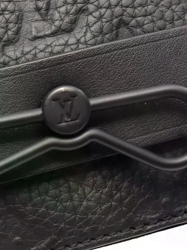 LOUIS VUITTON 2010-2026 Monogram Taurillon Steamer Messenger Crossbody Bag