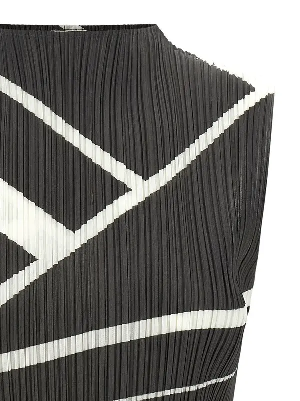 Issey Miyake Sleeveless High Neck Geometric Top - Charcoal-grey