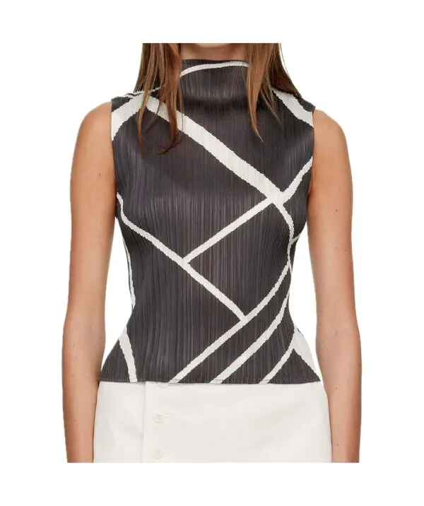 Issey Miyake Sleeveless High Neck Geometric Top - Charcoal-grey