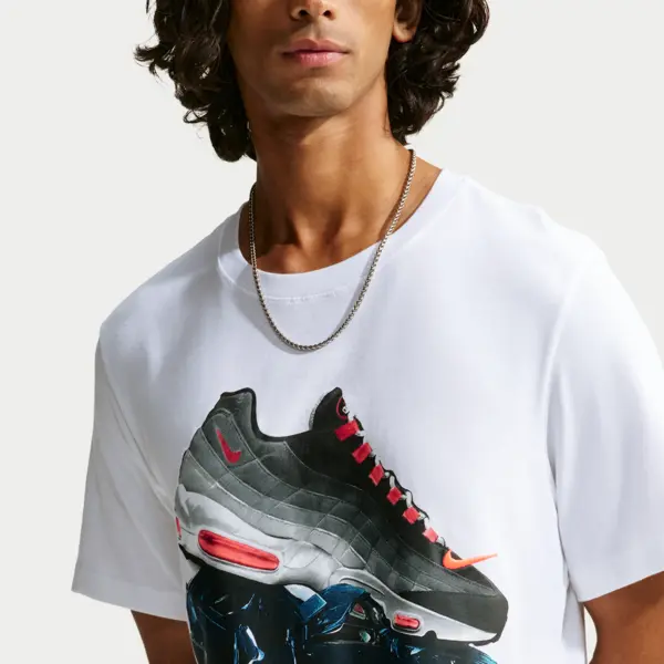 Nike Sportswear T-shirt